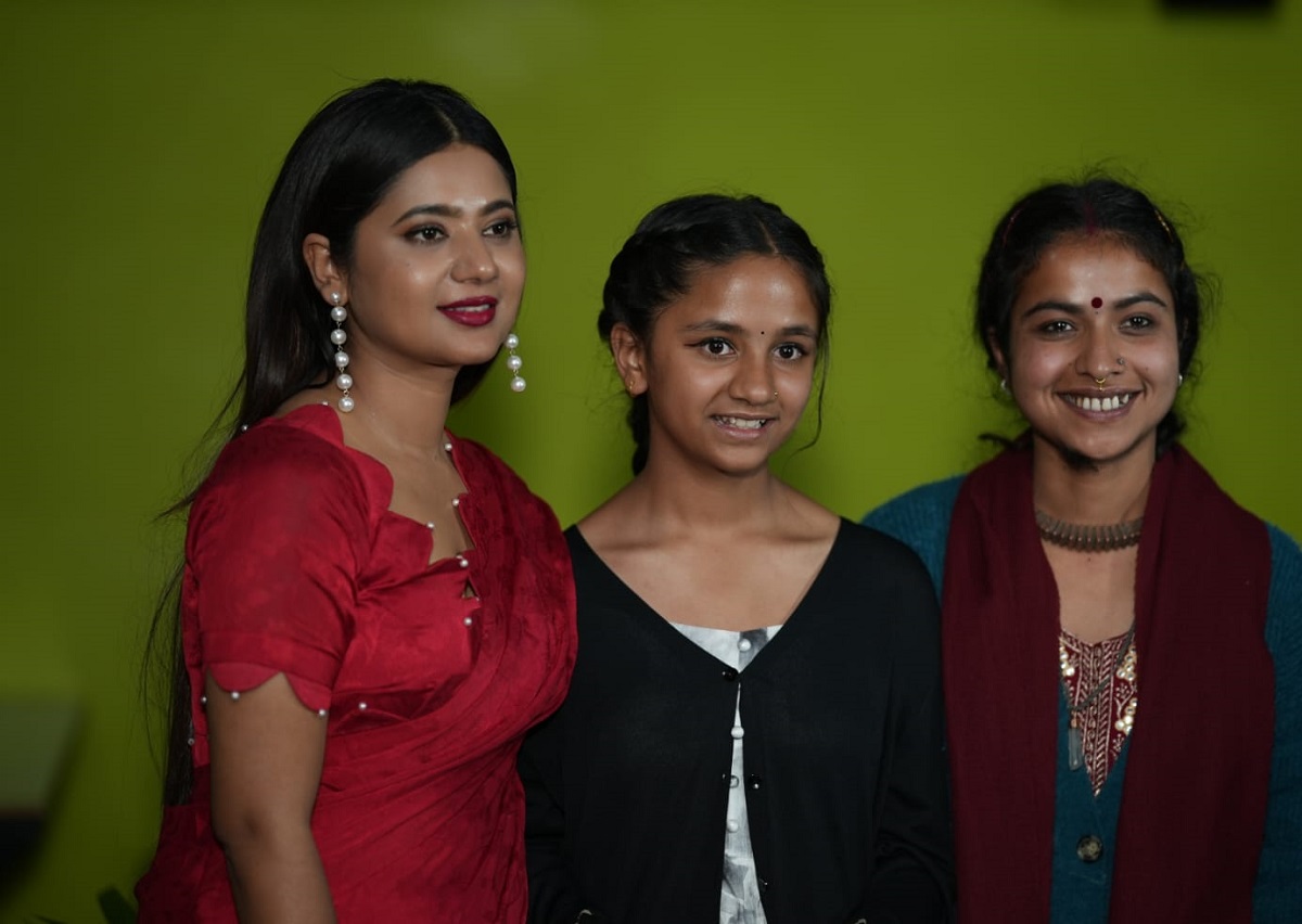 ‘Boksiko Ghar’ lauded in the premiere « THE CINEMA TIMES